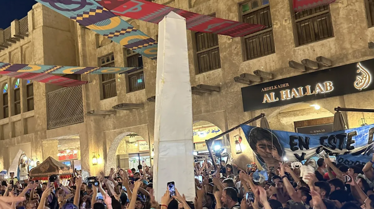 Mundial Qatar 2022: la historia detrás del Obelisco que es furor en ...